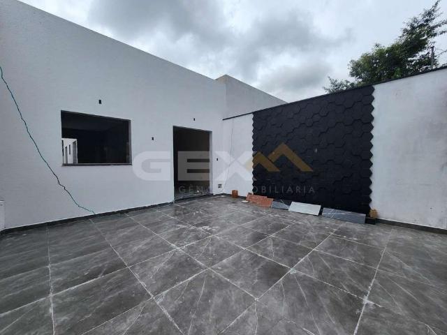 Casa / Sobrado para Venda em Divinópolis/MG Interlagos 3 Quartos