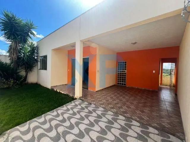 Casa / Sobrado para Venda em Divinópolis/MG Jardim Alterosa 3 Quartos