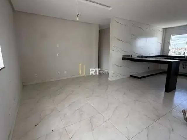 Casa / Sobrado para Venda em Divinópolis/MG Jardim Candidés 3 Quartos