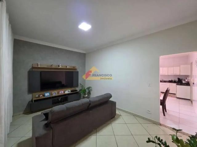 Casa / Sobrado para Venda em Divinópolis/MG Jardim das Acácias 3 Quartos