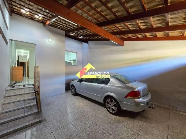 Casa / Sobrado para Venda em Divinópolis/MG Jardinópolis 3 Quartos