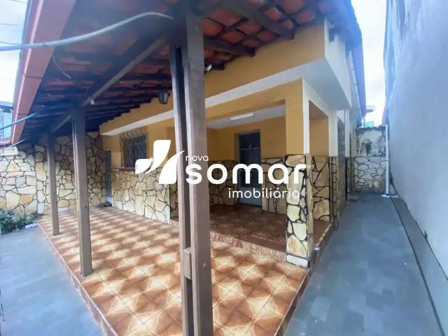 Casa / Sobrado para Venda em Divinópolis/MG Porto Velho 3 Quartos