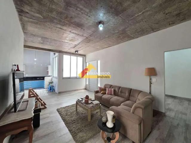 Casa / Sobrado para Venda em Divinópolis/MG Residencial Jardim das Oliveiras 3 Quartos