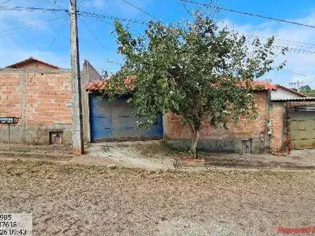 Casa / Sobrado para Venda em Divinópolis/MG Residencial São Frei Galvão 2 Quartos