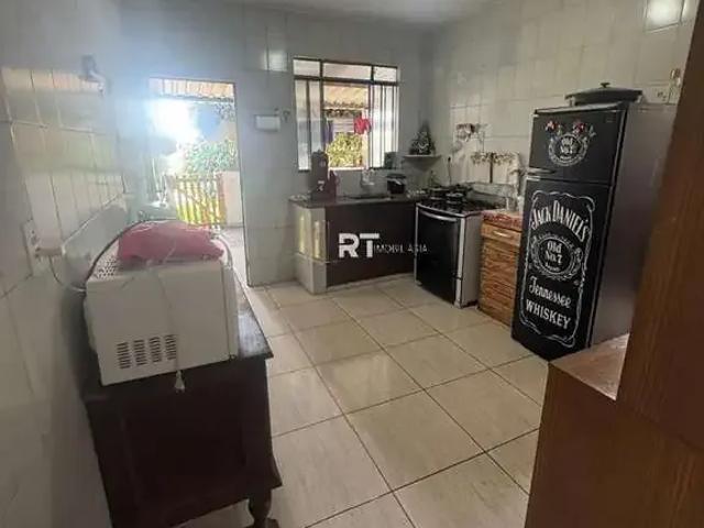Casa / Sobrado para Venda em Divinópolis/MG São João de Deus 3 Quartos