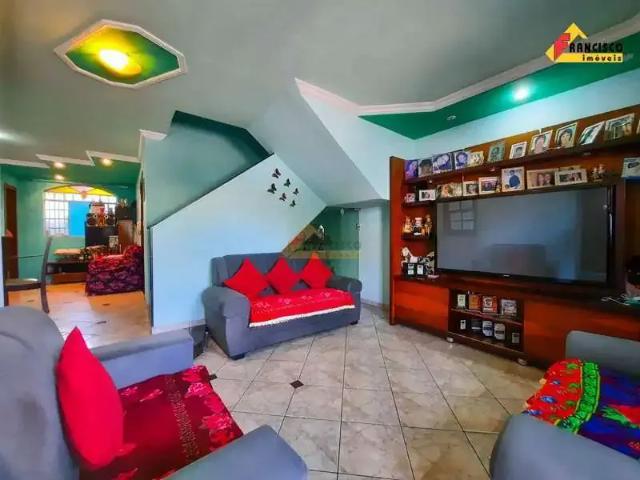 Casa / Sobrado para Venda em Divinópolis/MG São Judas Tadeu 3 Quartos