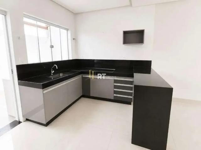 Casa / Sobrado para Venda em Divinópolis/MG São Roque 3 Quartos
