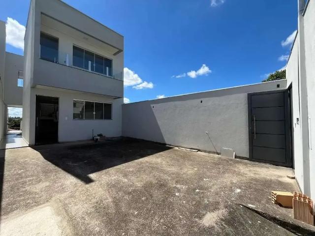 Casa / Sobrado para Venda em Divinópolis/MG São Roque 3 Quartos