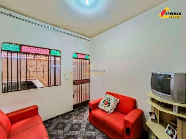 Casa / Sobrado para Venda em Divinópolis/MG Sagrada Família 3 Quartos