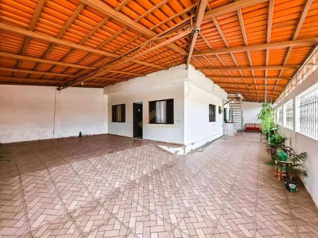 Casa / Sobrado para Venda em Divinópolis/MG Santa Tereza 3 Quartos