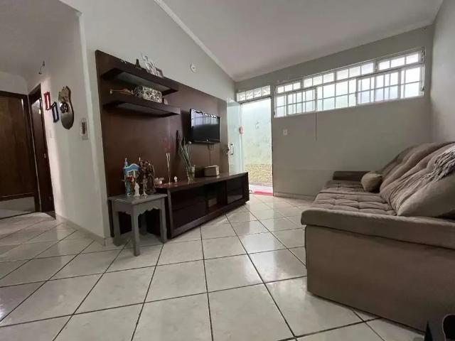 Casa / Sobrado para Venda em Divinópolis/MG Sidil 3 Quartos