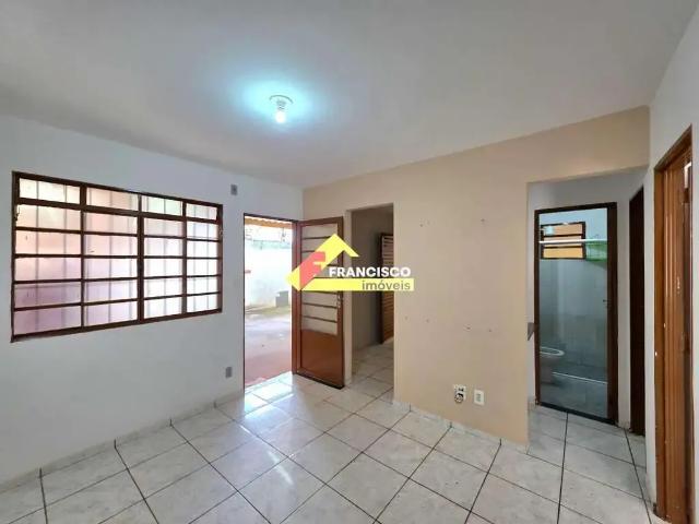 Casa / Sobrado para Venda em Divinópolis/MG Vila das Roseiras 2 Quartos