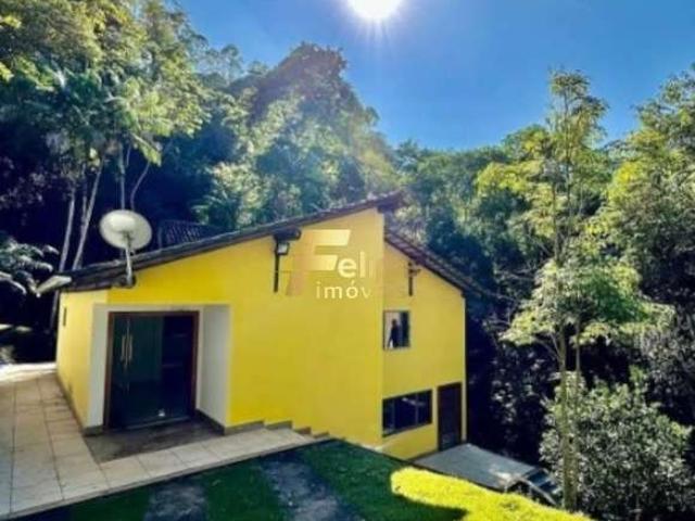 Casa / Sobrado para Venda em Domingos Martins/ES Aracê 3 Quartos