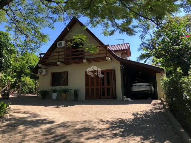 Casa / Sobrado para Venda em Dois Irmãos/RS Travessão 4 Quartos