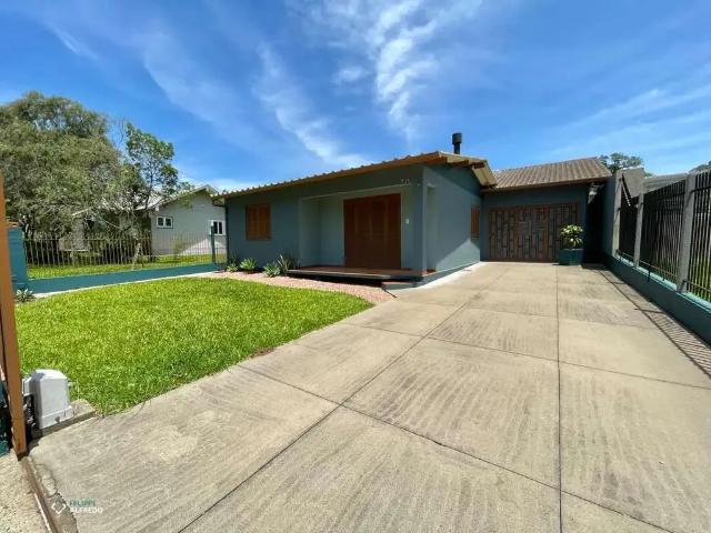 Casa / Sobrado para Venda em Dois Irmãos/RS Travessão 4 Quartos