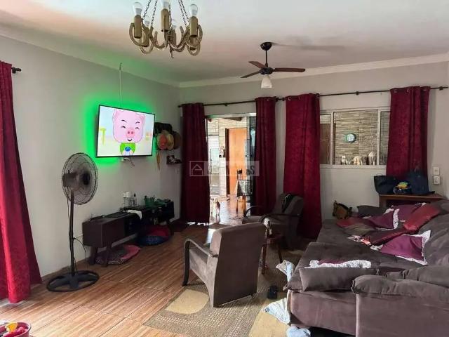 Casa / Sobrado para Venda em Dumont/SP Centro 3 Quartos