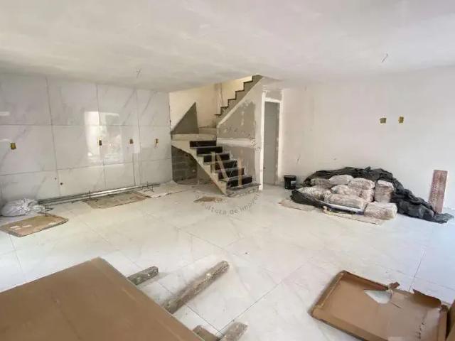 Casa / Sobrado para Venda em Duque de Caxias/RJ Vila Itamarati 3 Quartos