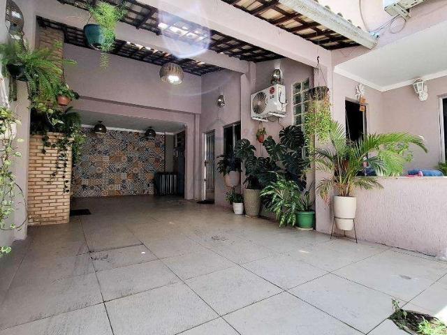 Casa / Sobrado para Venda em Duque de Caxias/RJ Vila São Luís 3 Quartos