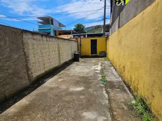 Casa / Sobrado para Venda em Duque de Caxias/RJ Barro Branco 1 Quartos