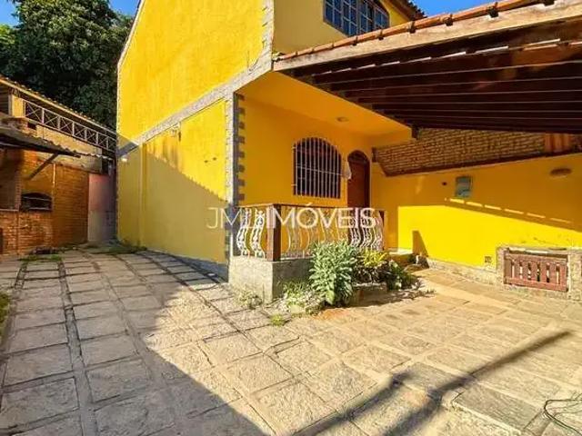 Casa / Sobrado para Venda em Duque de Caxias/RJ Jardim Primavera 2 Quartos