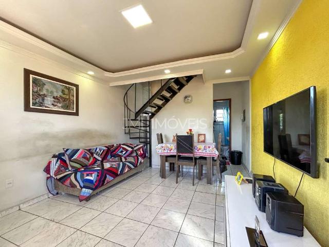 Casa / Sobrado para Venda em Duque de Caxias/RJ Jardim Primavera 2 Quartos