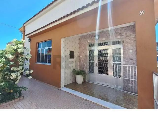 Casa / Sobrado para Venda em Duque de Caxias/RJ Jardim Vinte e Cinco de Agosto 6 Quartos