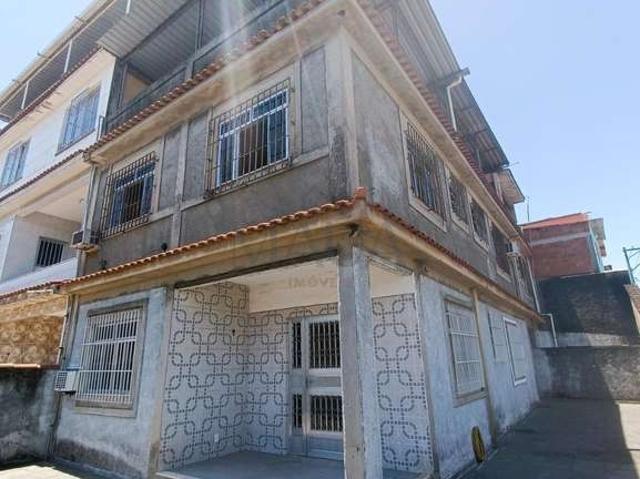 Casa / Sobrado para Venda em Duque de Caxias/RJ Parque Senhor do Bonfim 5 Quartos