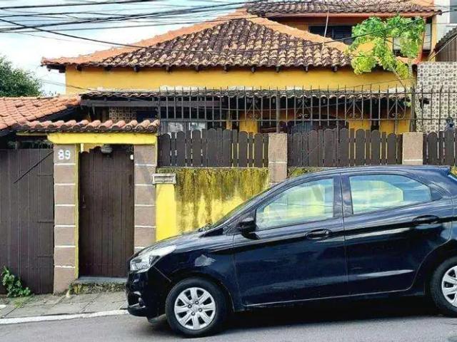 Casa / Sobrado para Venda em Duque de Caxias/RJ Parque Paulicéia 3 Quartos