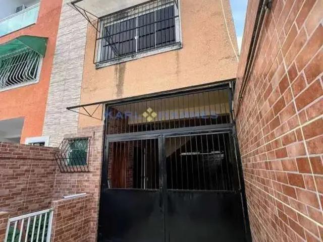 Casa / Sobrado para Venda em Duque de Caxias/RJ Parque Uruguaiana 2 Quartos