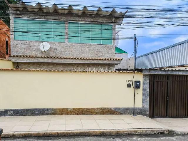 Casa / Sobrado para Venda em Duque de Caxias/RJ Saracuruna 4 Quartos