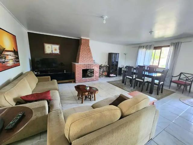 Casa / Sobrado para Venda em Eldorado do Sul/RS Itaí 3 Quartos