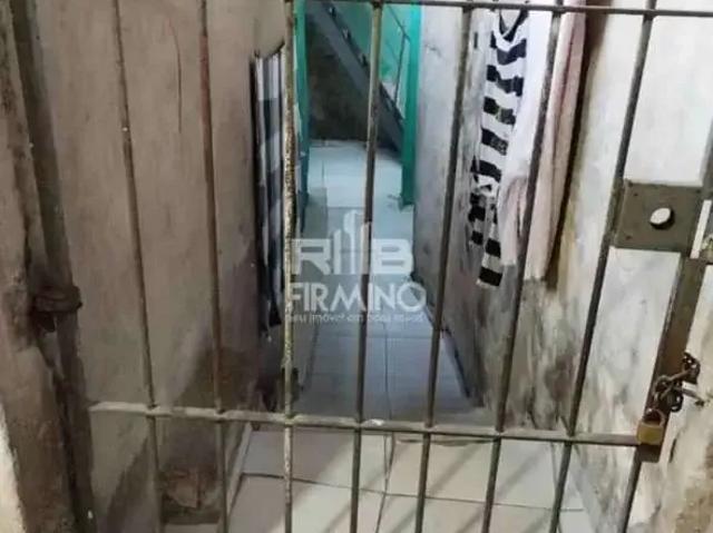 Casa / Sobrado para Venda em Embu das Artes/SP Jardim Casa Branca 1 Quartos
