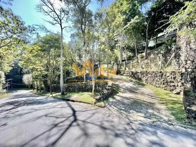 Casa / Sobrado para Venda em Embu das Artes/SP Vila Real do Moinho Velho 4 Quartos