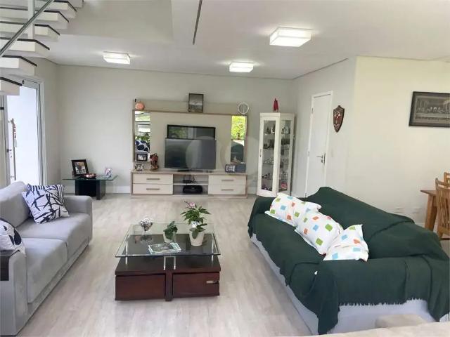 Casa / Sobrado para Venda em Embu Guaçu/SP Centro 5 Quartos
