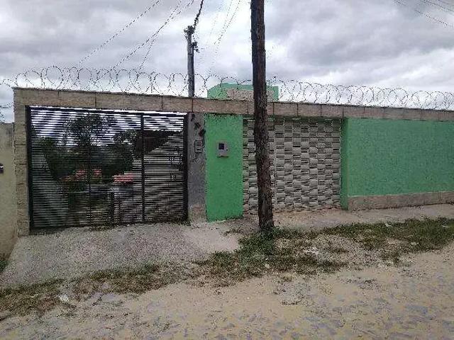 Casa / Sobrado para Venda em Esmeraldas/MG Dumaville 2 Quartos
