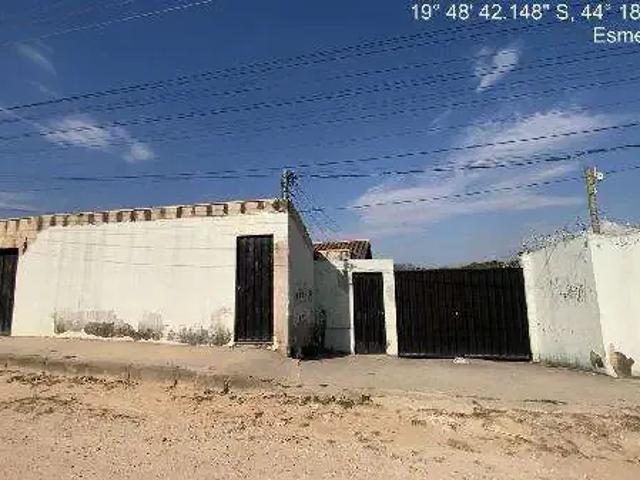 Casa / Sobrado para Venda em Esmeraldas/MG Dumaville 3 Quartos