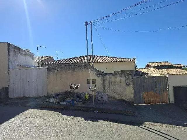 Casa / Sobrado para Venda em Esmeraldas/MG Floresta Encantada 1 Quartos