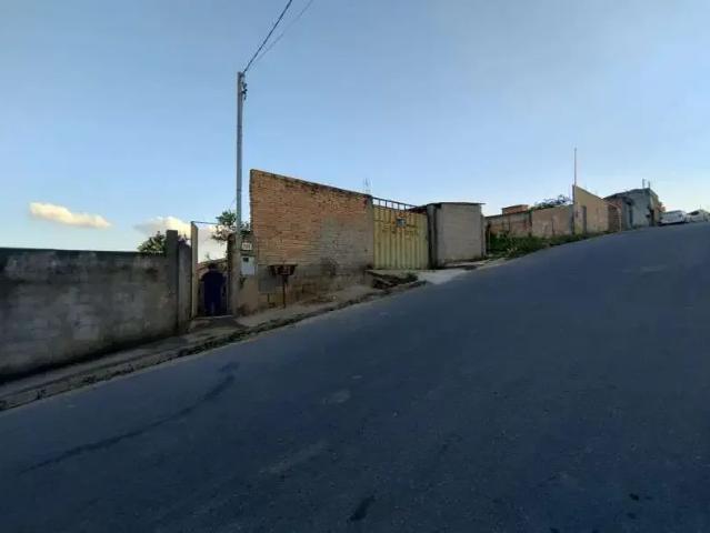 Casa / Sobrado para Venda em Esmeraldas/MG Monte Sinai 3 Quartos