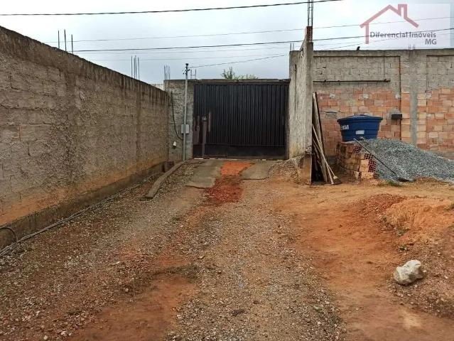 Casa / Sobrado para Venda em Esmeraldas/MG Monte Sinai 2 Quartos