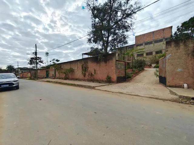 Casa / Sobrado para Venda em Esmeraldas/MG Novo Retiro 2 Quartos