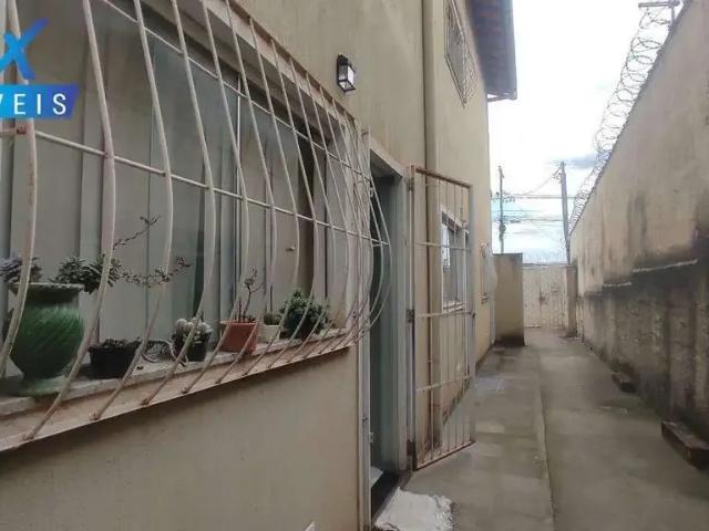 Casa / Sobrado para Venda em Esmeraldas/MG São Francisco 2 Quartos