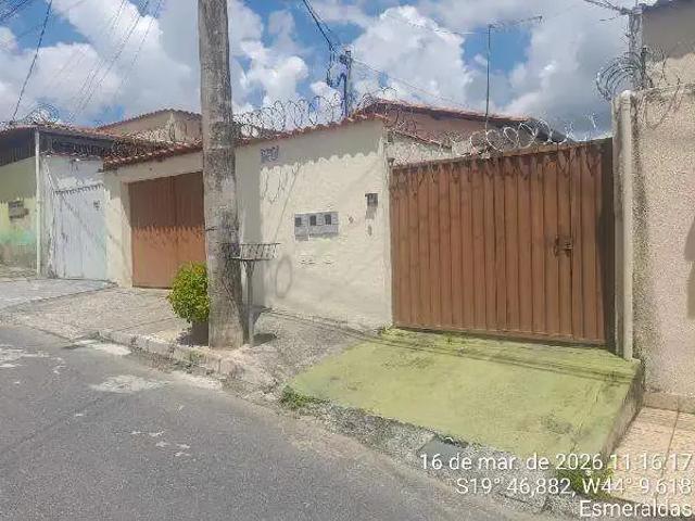 Casa / Sobrado para Venda em Esmeraldas/MG São Pedro 2 Quartos