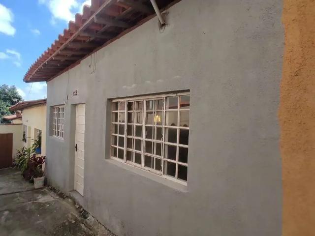 Casa / Sobrado para Venda em Esmeraldas/MG Santa Cecília 2 Quartos
