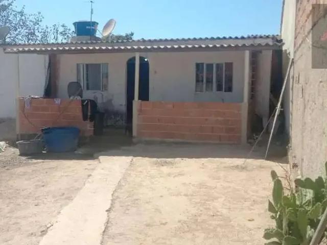 Casa / Sobrado para Venda em Esmeraldas/MG Pousada do Lago 3 Quartos