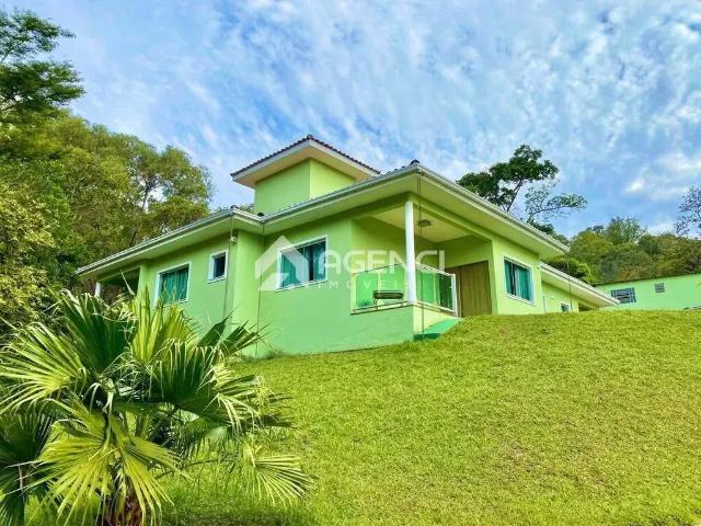 Casa / Sobrado para Venda em Esmeraldas/MG Quintas São José 6 Quartos