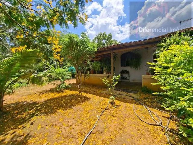 Casa / Sobrado para Venda em Esmeraldas/MG Tropeiros 3 Quartos