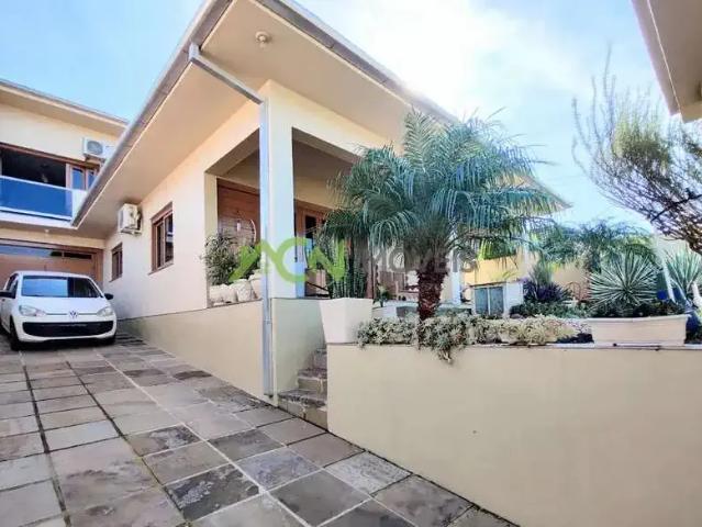 Casa / Sobrado para Venda em Estância Velha/RS Centro 4 Quartos