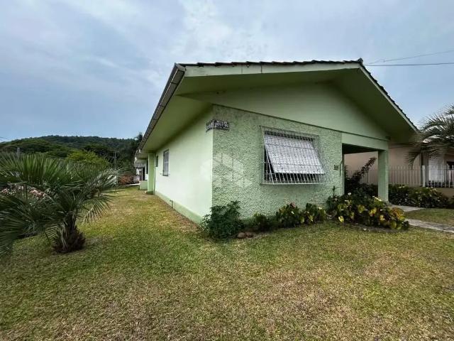 Casa / Sobrado para Venda em Estância Velha/RS Centro 4 Quartos