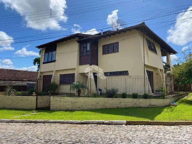 Casa / Sobrado para Venda em Estância Velha/RS Centro 5 Quartos