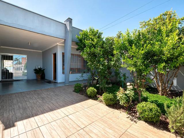 Casa / Sobrado para Venda em Estância Velha/RS Centro 3 Quartos